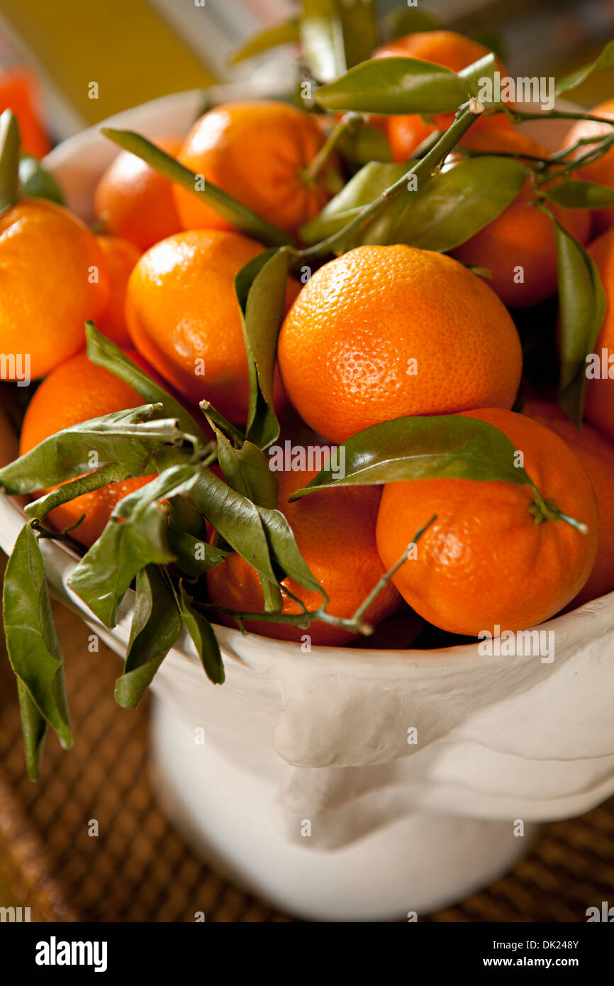 Fruit De Couleur Orange Banque d'image et photos - Alamy