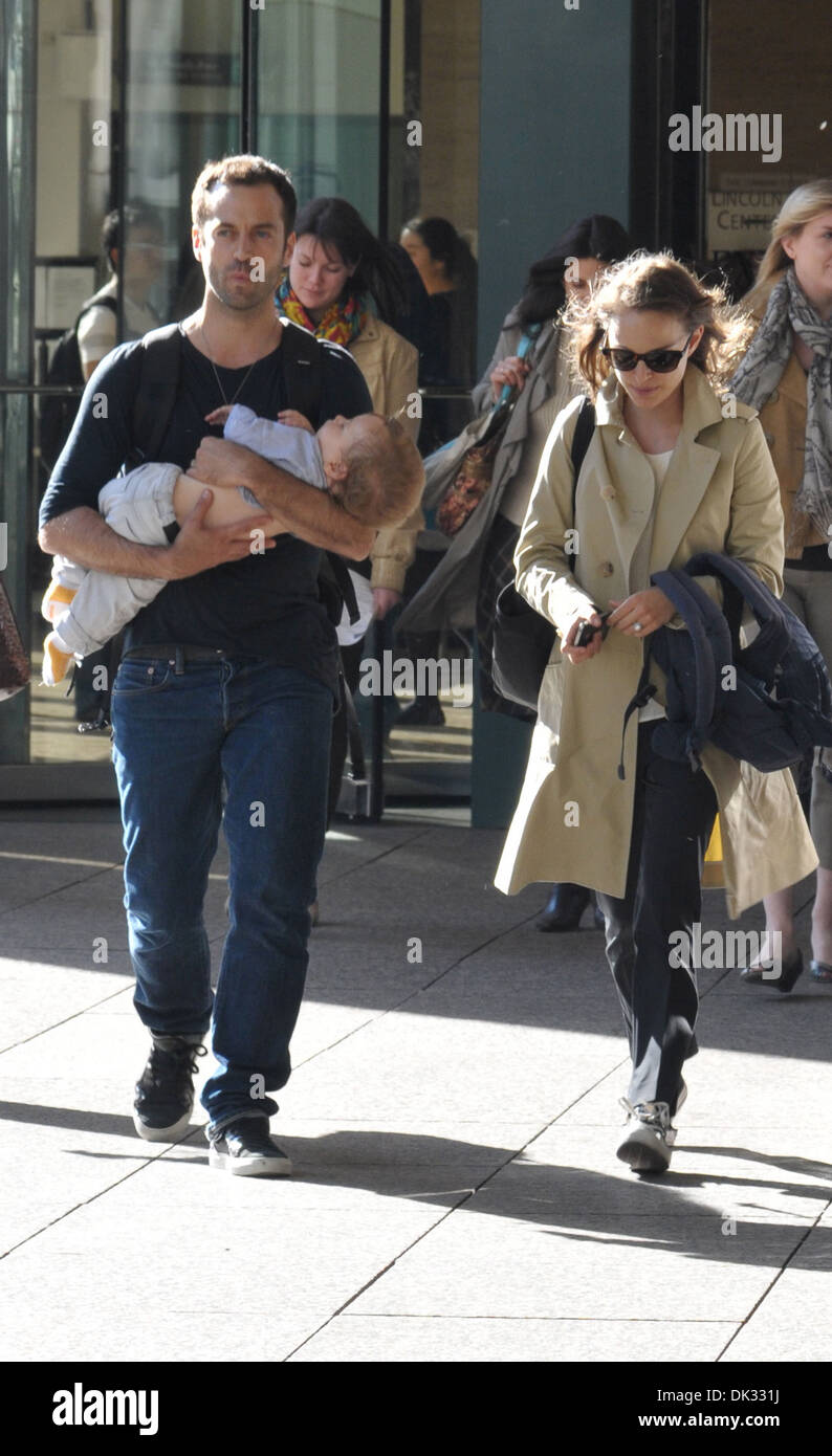 Natalie portman and aleph portman millepied Banque de photographies et ...