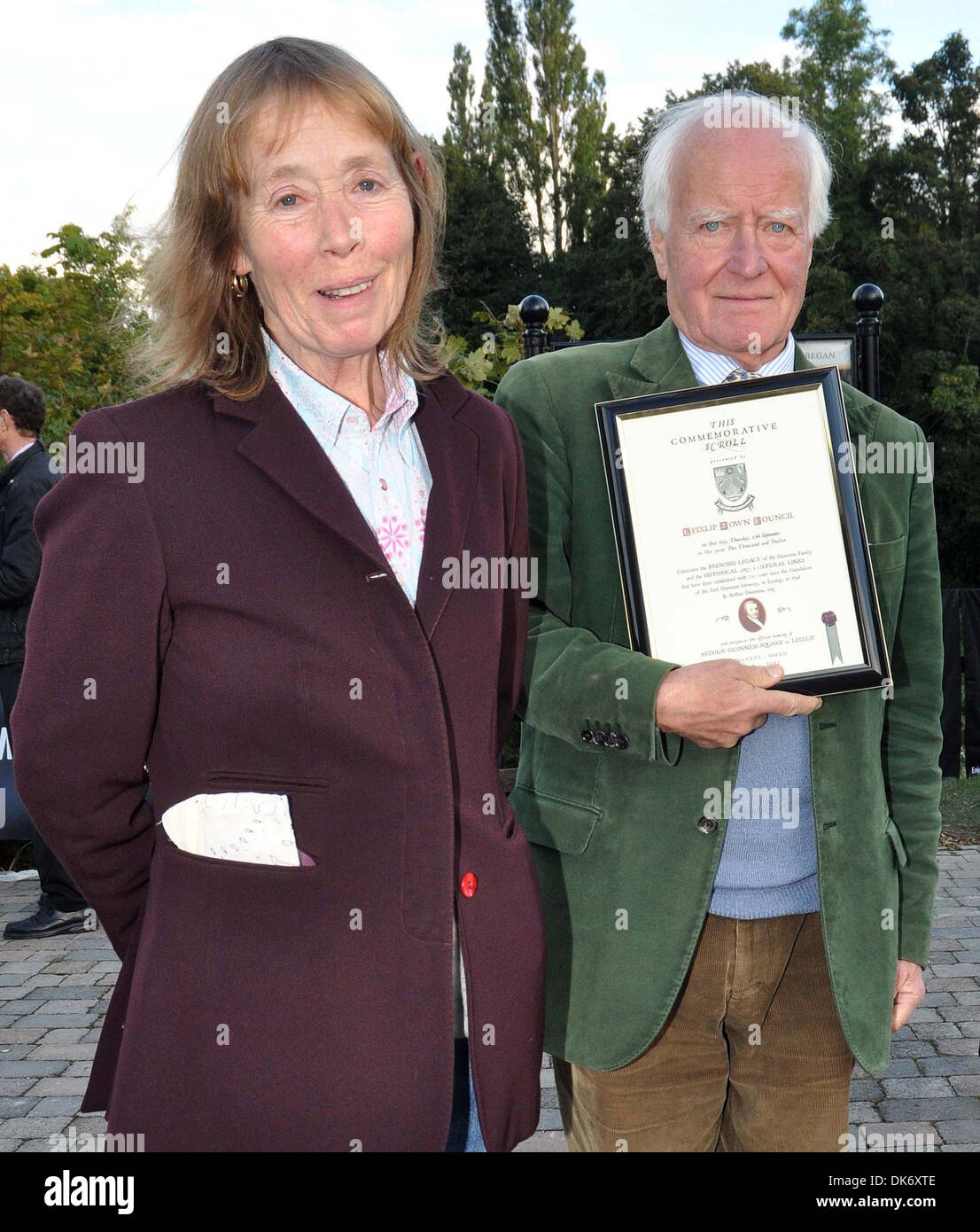 Cuthbertson Penny et Desmond Hon.famille Guinness Guinness dévoilera ...
