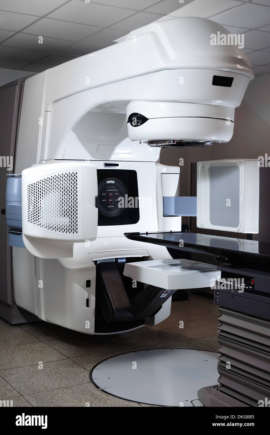 Linear accelerator therapy Banque de photographies et d’images à haute ...