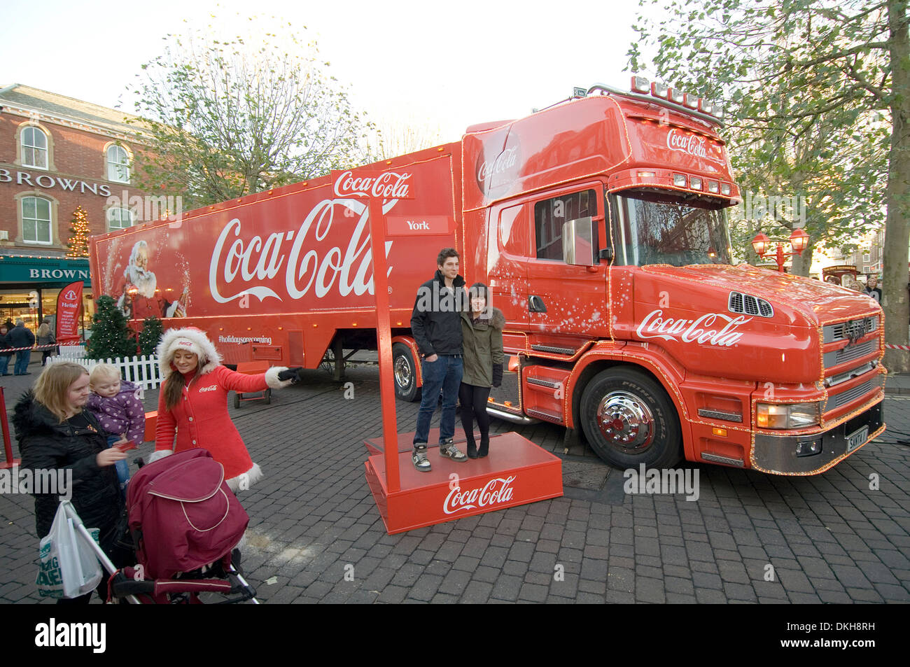 Camion coca cola coke noël père st marketing camions camions Nickolas ...