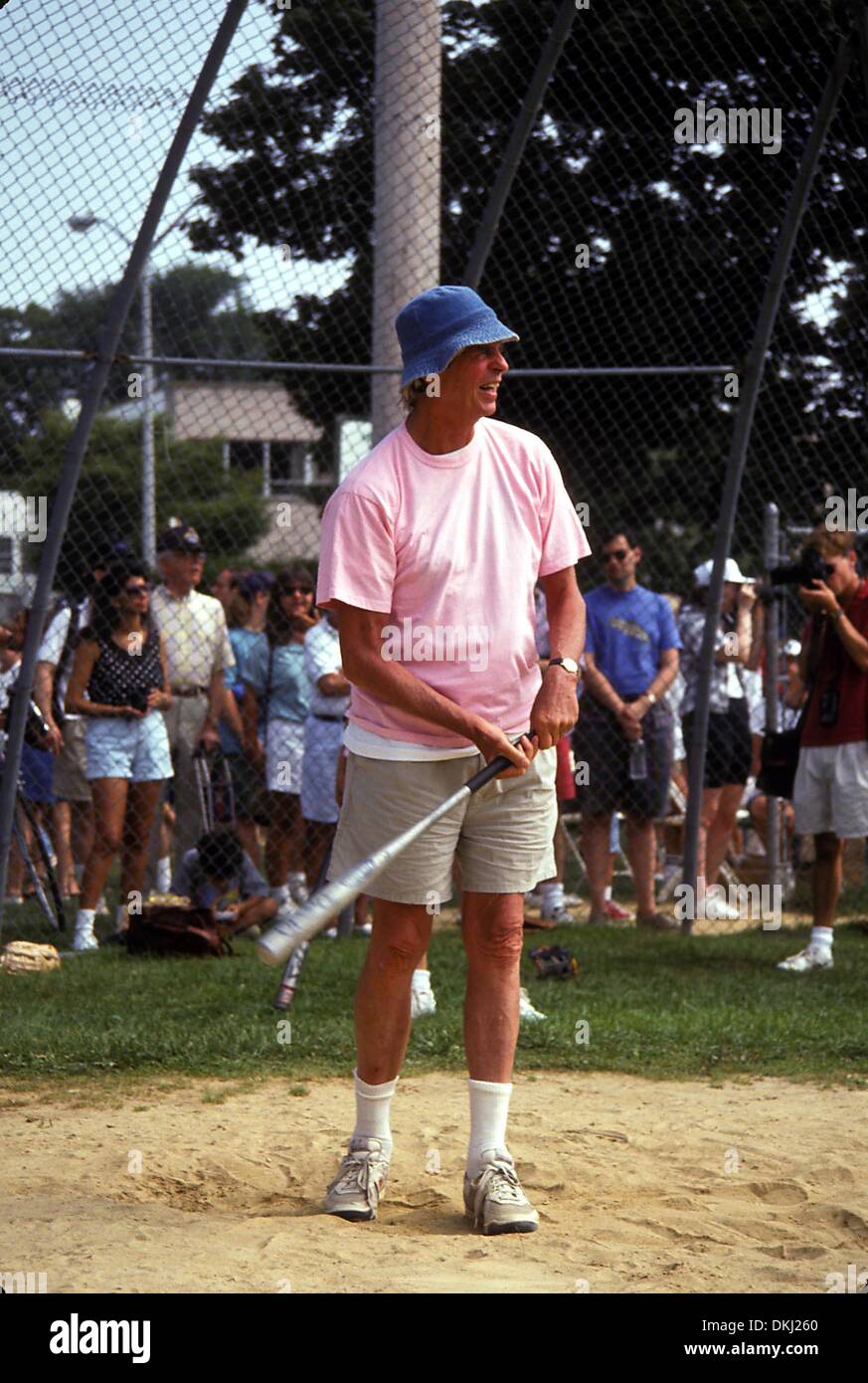 George plimpton Banque de photographies et d’images à haute résolution ...