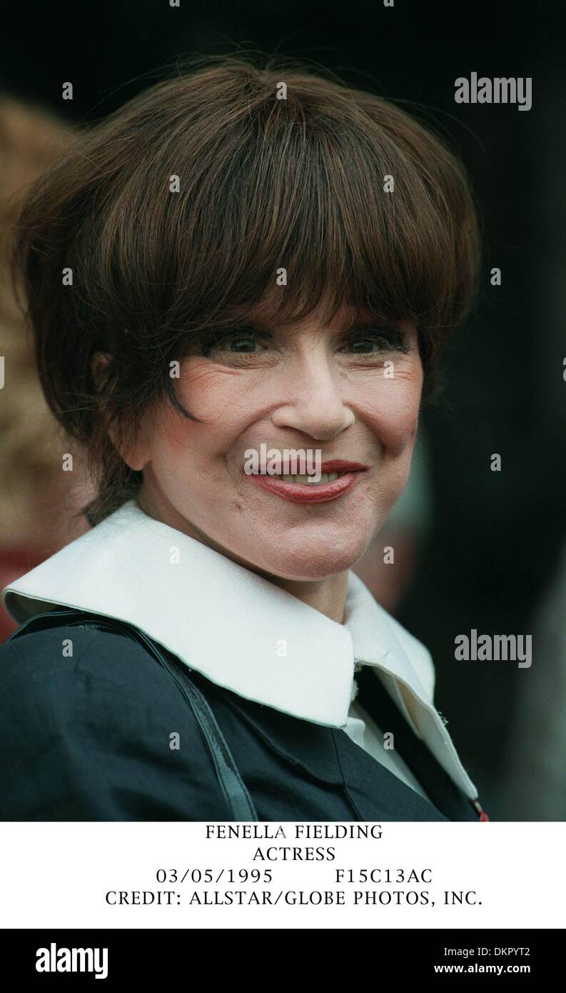 Actress fenella fielding Banque de photographies et d’images à haute ...