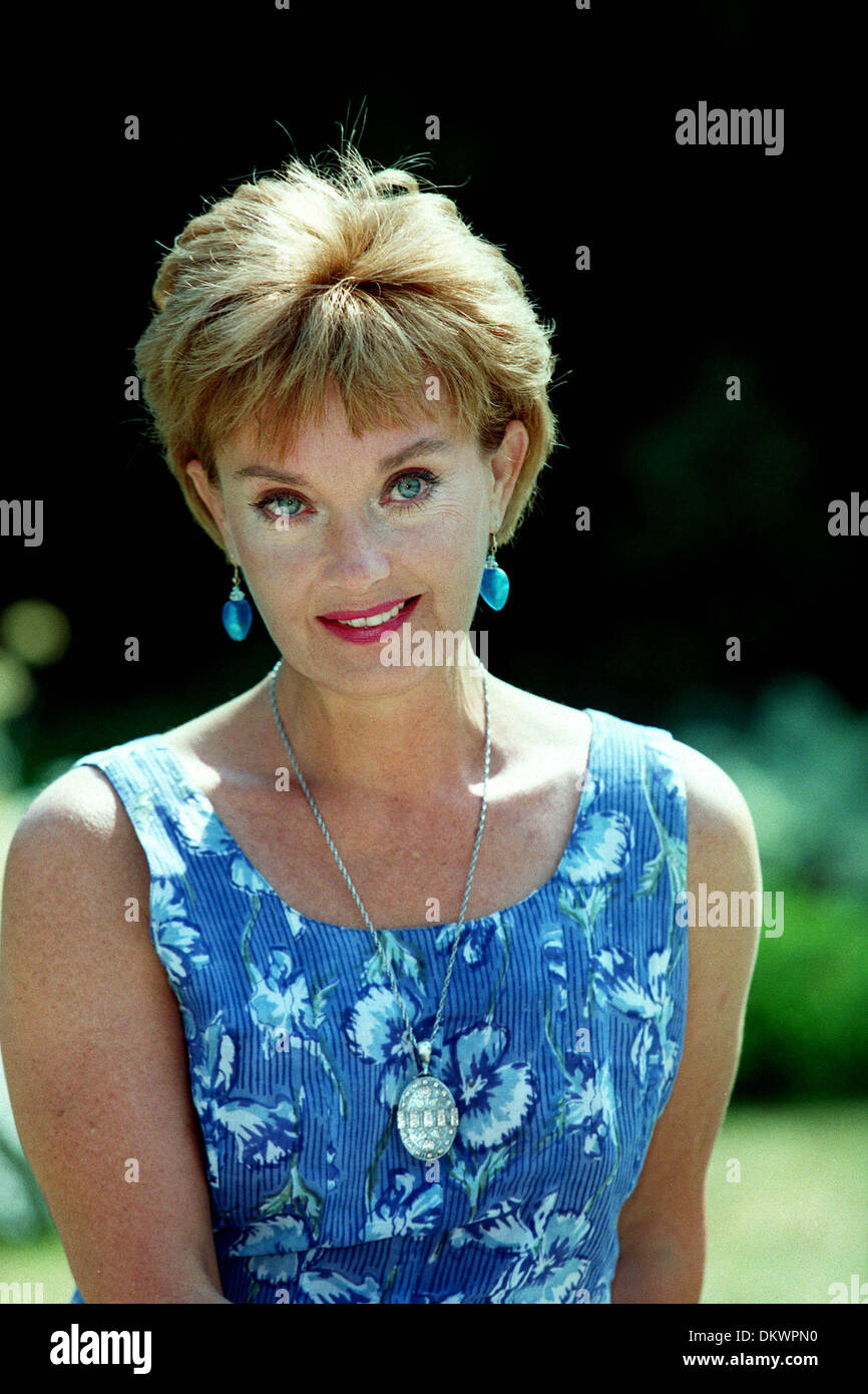 Actress nicola pagett Banque de photographies et d’images à haute ...