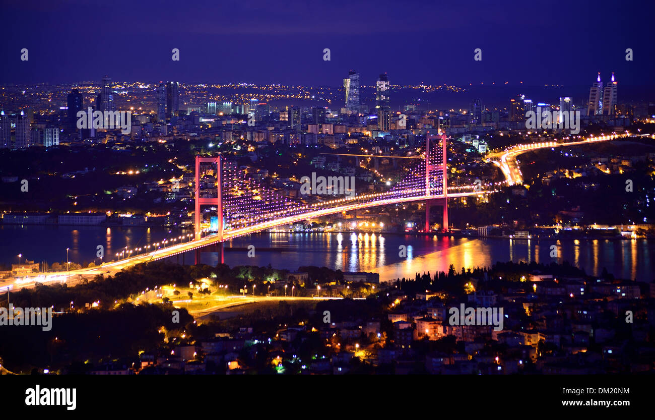 Pont du bosphore d'istanbul Banque de photographies et d’images à haute ...