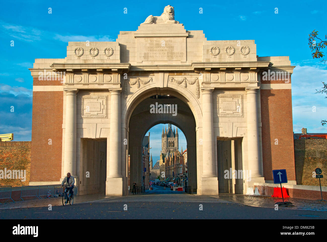 Ypres arch Banque de photographies et d’images à haute résolution - Alamy