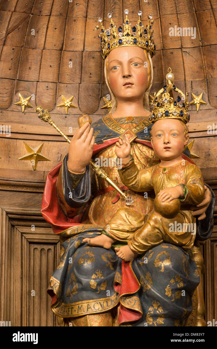 Vierge Noire Banque d'image et photos - Alamy