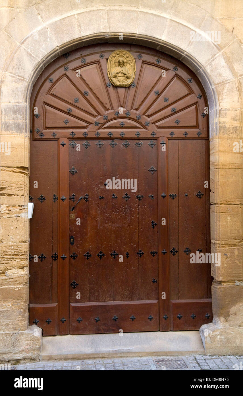 Porte en arc Banque de photographies et d’images à haute résolution - Alamy