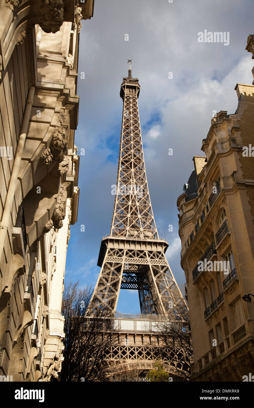 Avenue De Suffren Paris Banque d'image et photos - Alamy