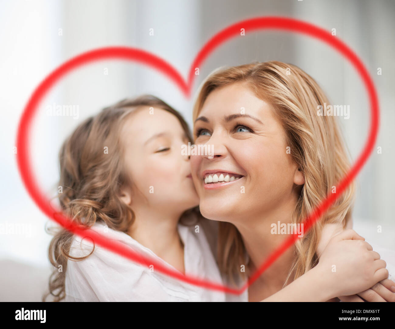 Teenage Girl Hugging Kissing Mother Banque De Photographies Et Dimages
