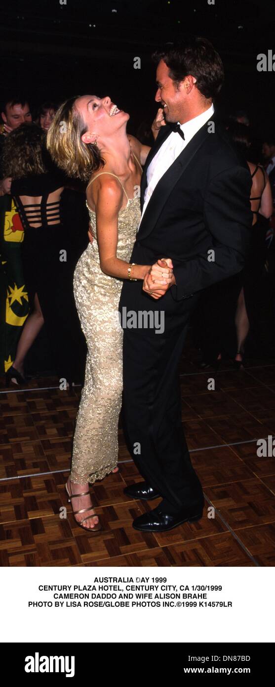 Cameron daddo and alison brahe Banque de photographies et d’images à ...