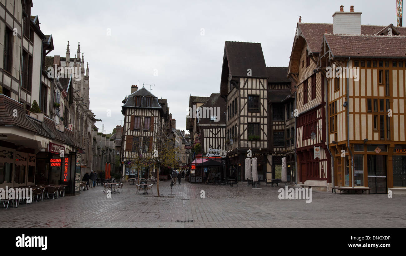 Troyes france Banque de photographies et d’images à haute résolution ...