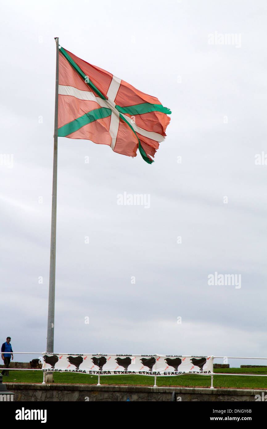Drapeau du pays basque Banque de photographies et d’images à haute ...
