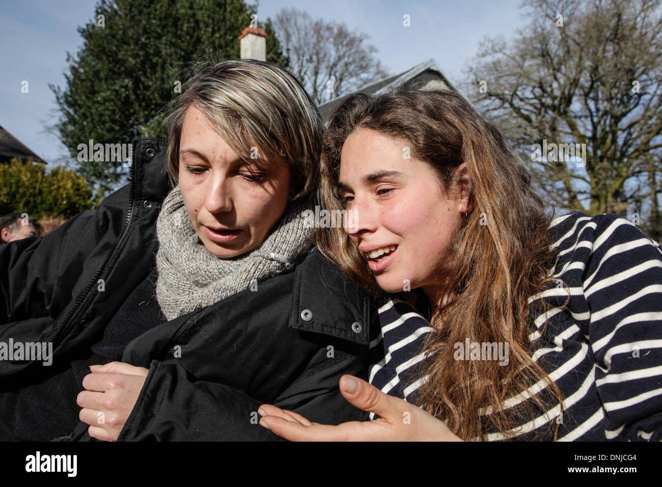 LORELEI AVEC SA SŒUR VANESSA, elle a tout quitté pour venir CONSTRUIRE ...