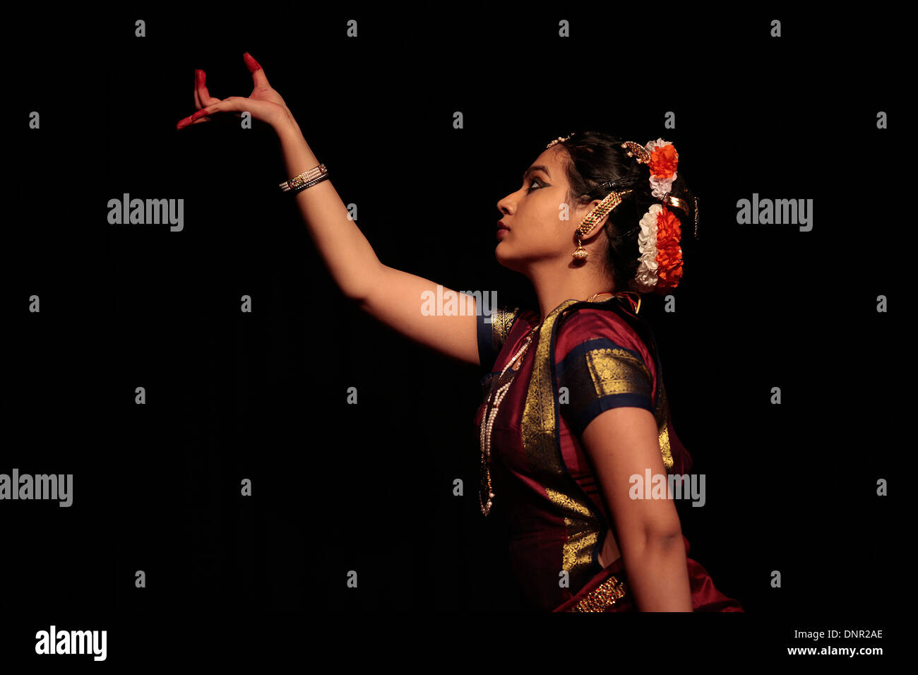 Danse indienne classique Banque de photographies et d’images à haute ...