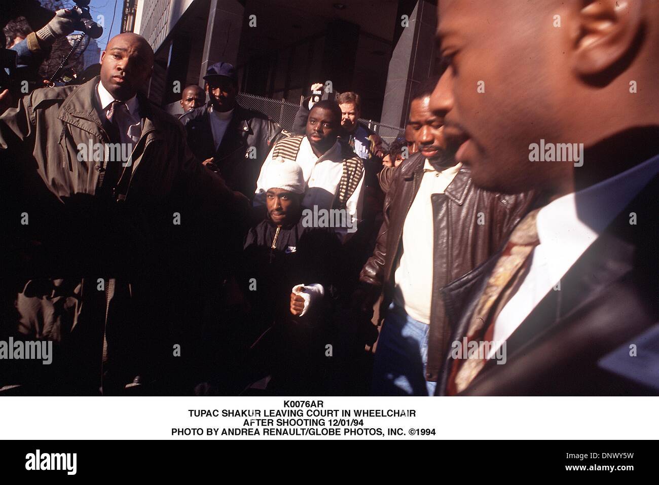 Tupac 94 shooting Banque de photographies et d’images à haute ...
