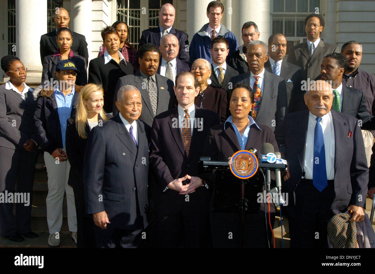 LAURENCE Eliot Spitzer (né le 10 juin 1959) Parti Démocratique ...