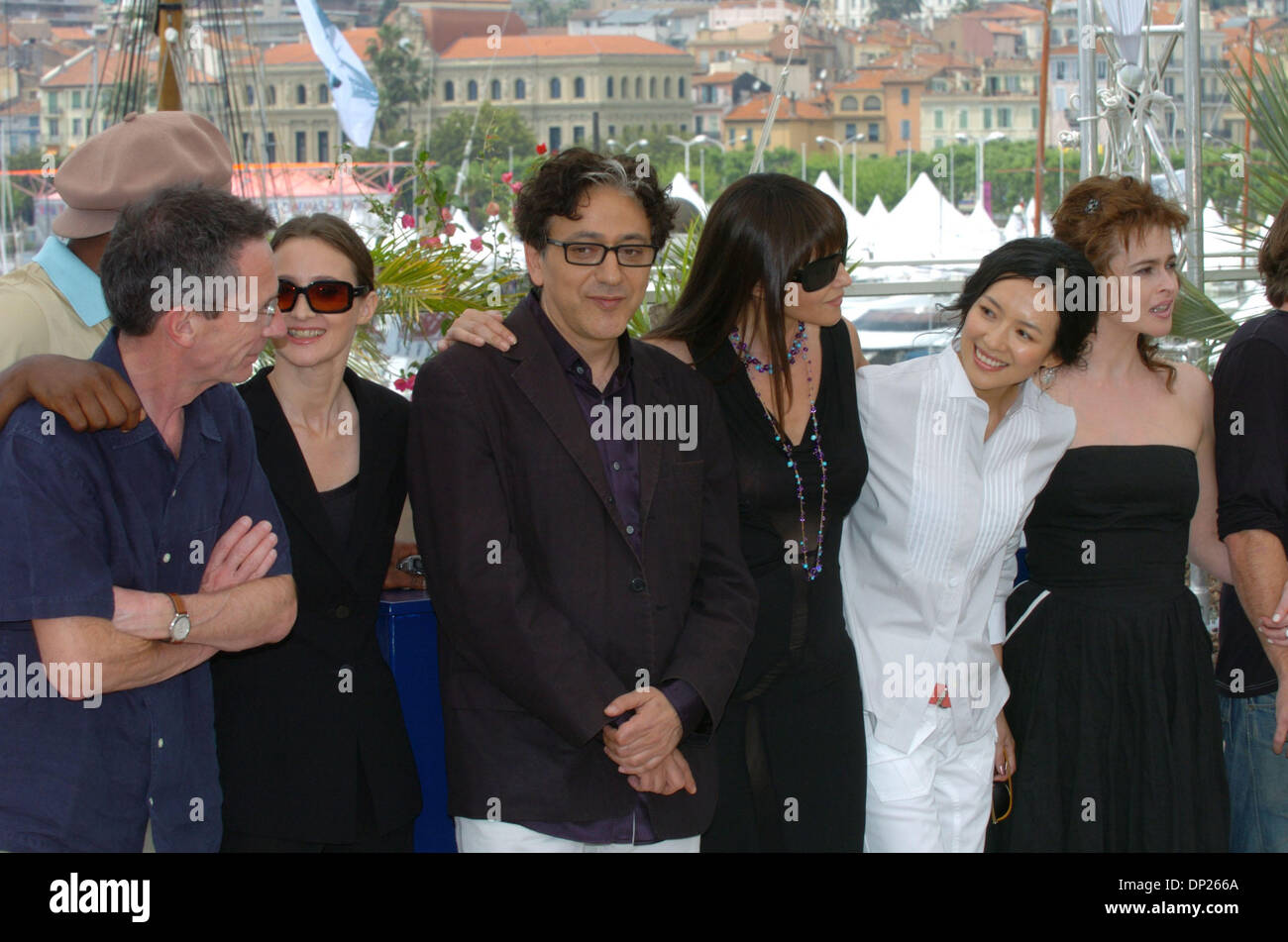 17 mai 2006, Cannes, France LUCRACIA ; MARTEL, Monica Bellucci, Ziyi ...