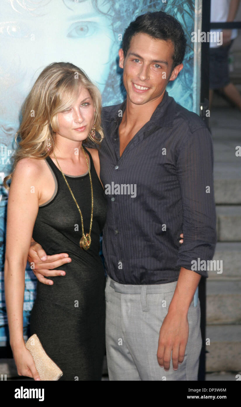 Actor john boyd girlfriend becky Banque de photographies et d’images à ...