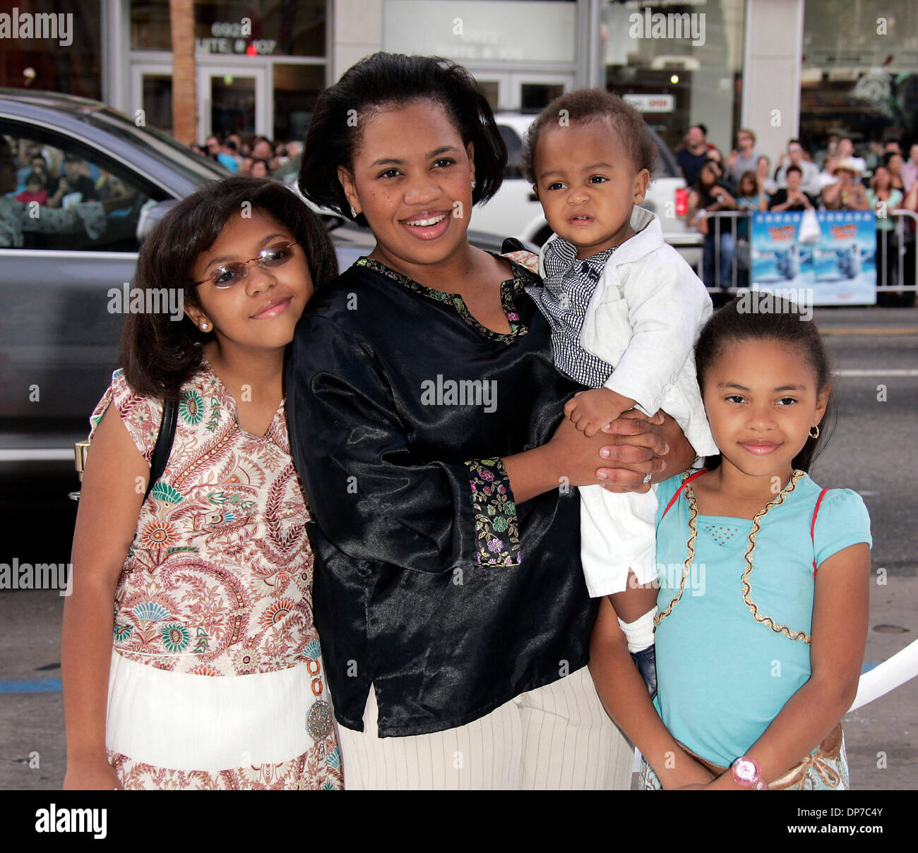 Chandra wilson and kids Banque de photographies et d’images à haute ...