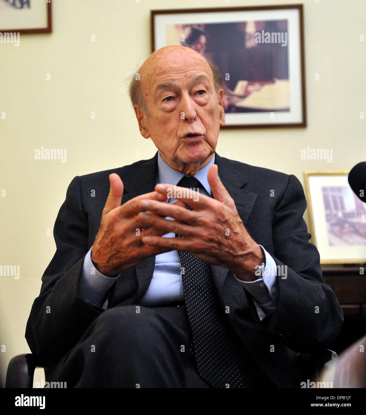 President giscard france Banque de photographies et d’images à haute ...