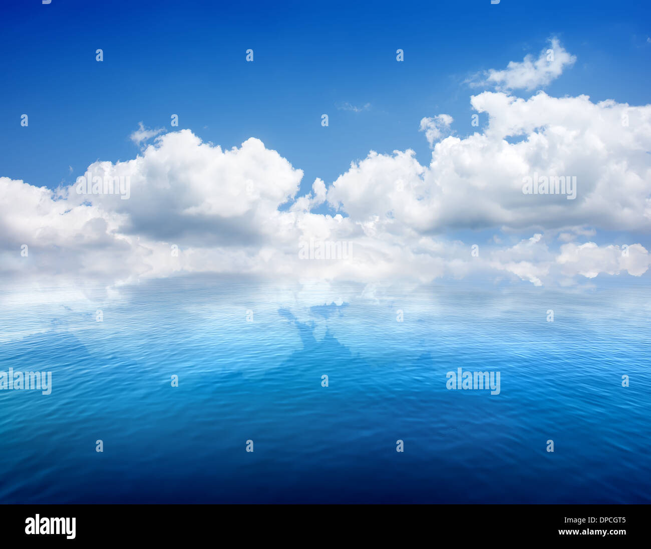 Mer bleue Banque de photographies et d’images à haute résolution - Alamy