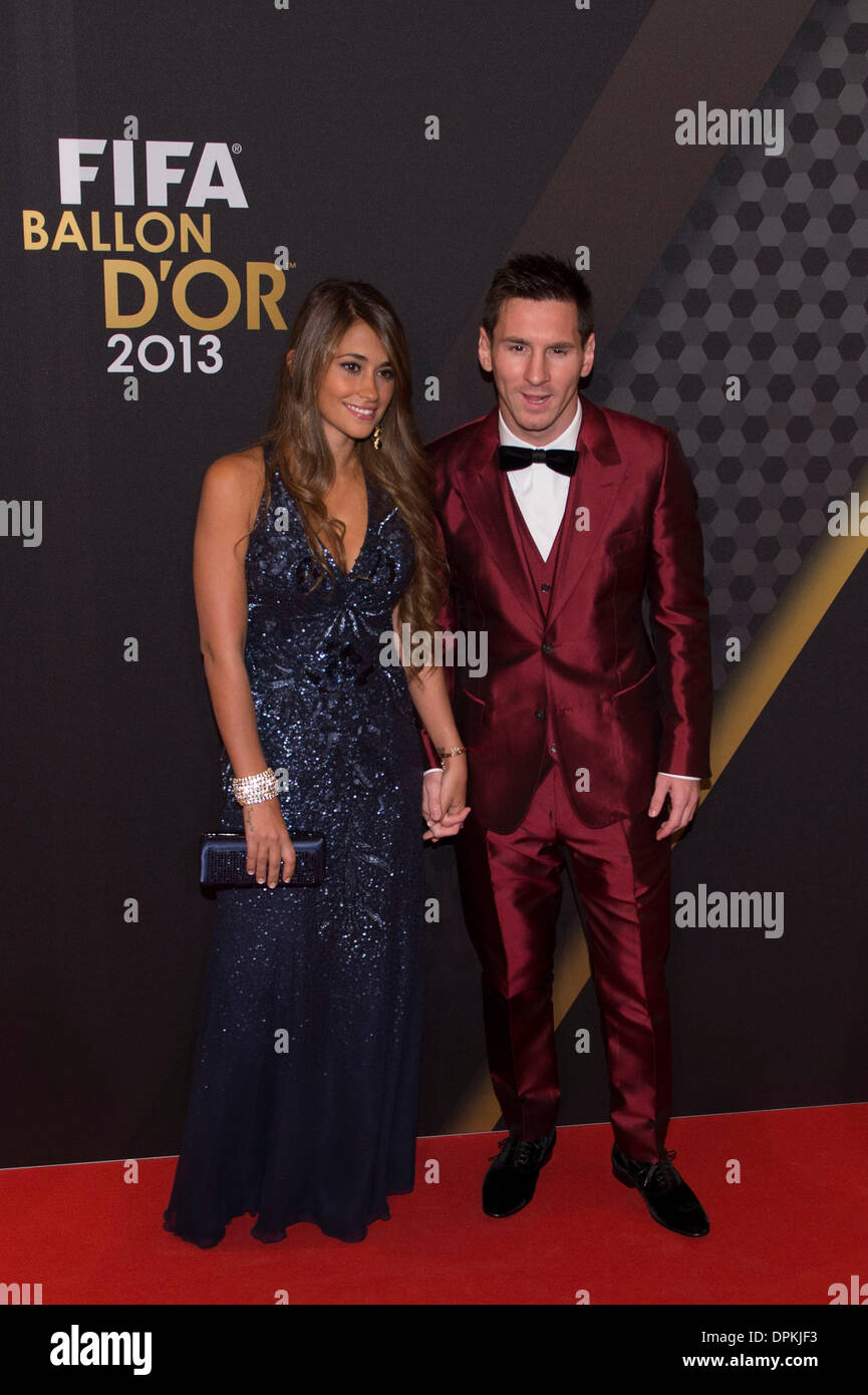 Lionel messi and antonella roccuzzo Banque de photographies et d’images ...