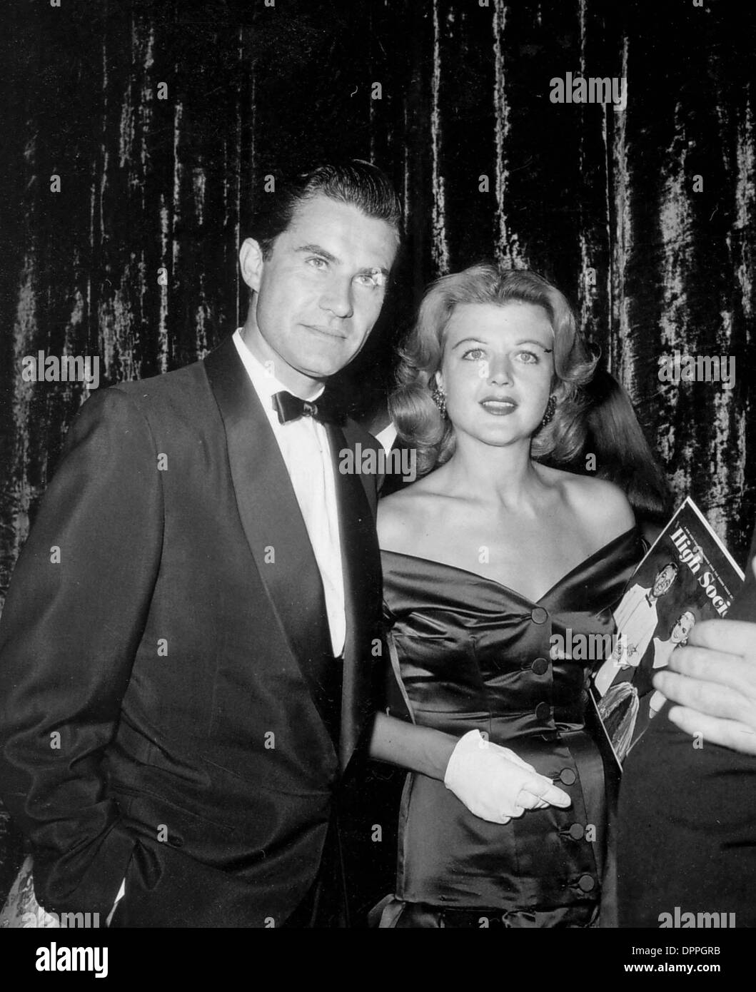 Angela lansbury peter shaw Banque de photographies et d’images à haute résolution - Alamy