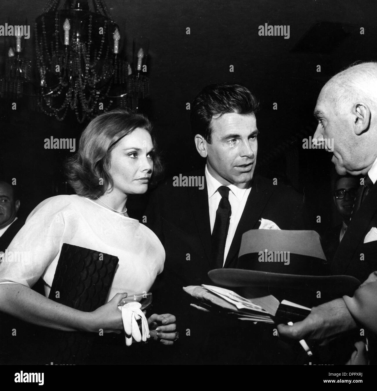 Felicia farr Banque de photographies et d’images à haute résolution - Alamy