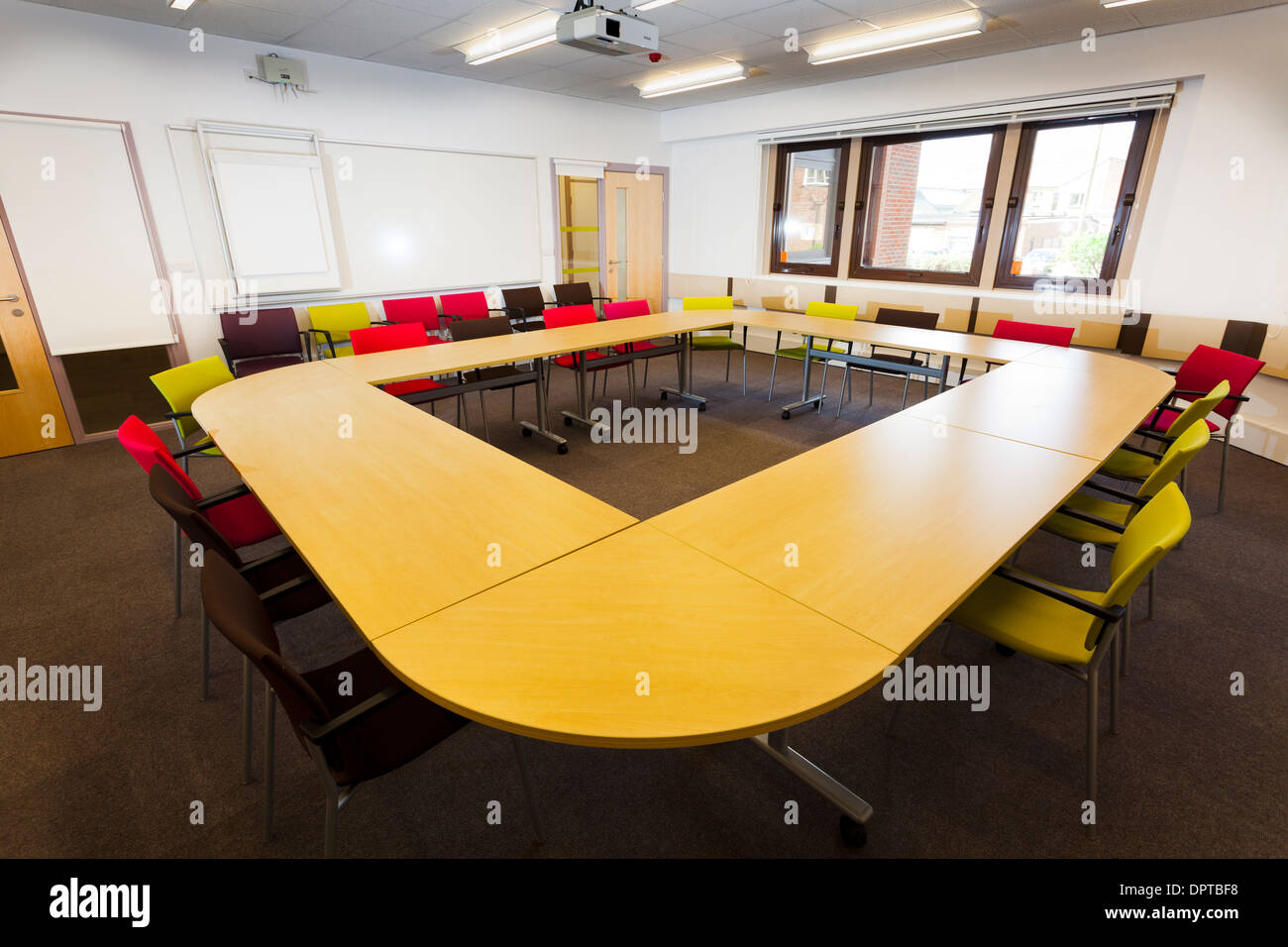 Table layout Banque de photographies et d’images à haute résolution - Alamy