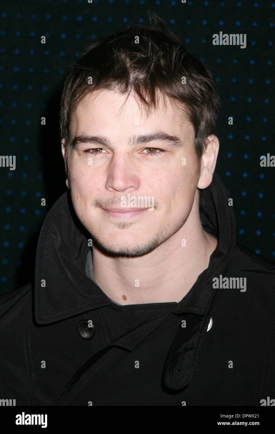 17 févr., 2009 - New York, New York, USA - l'Acteur JOSH HARTNETT dans ...
