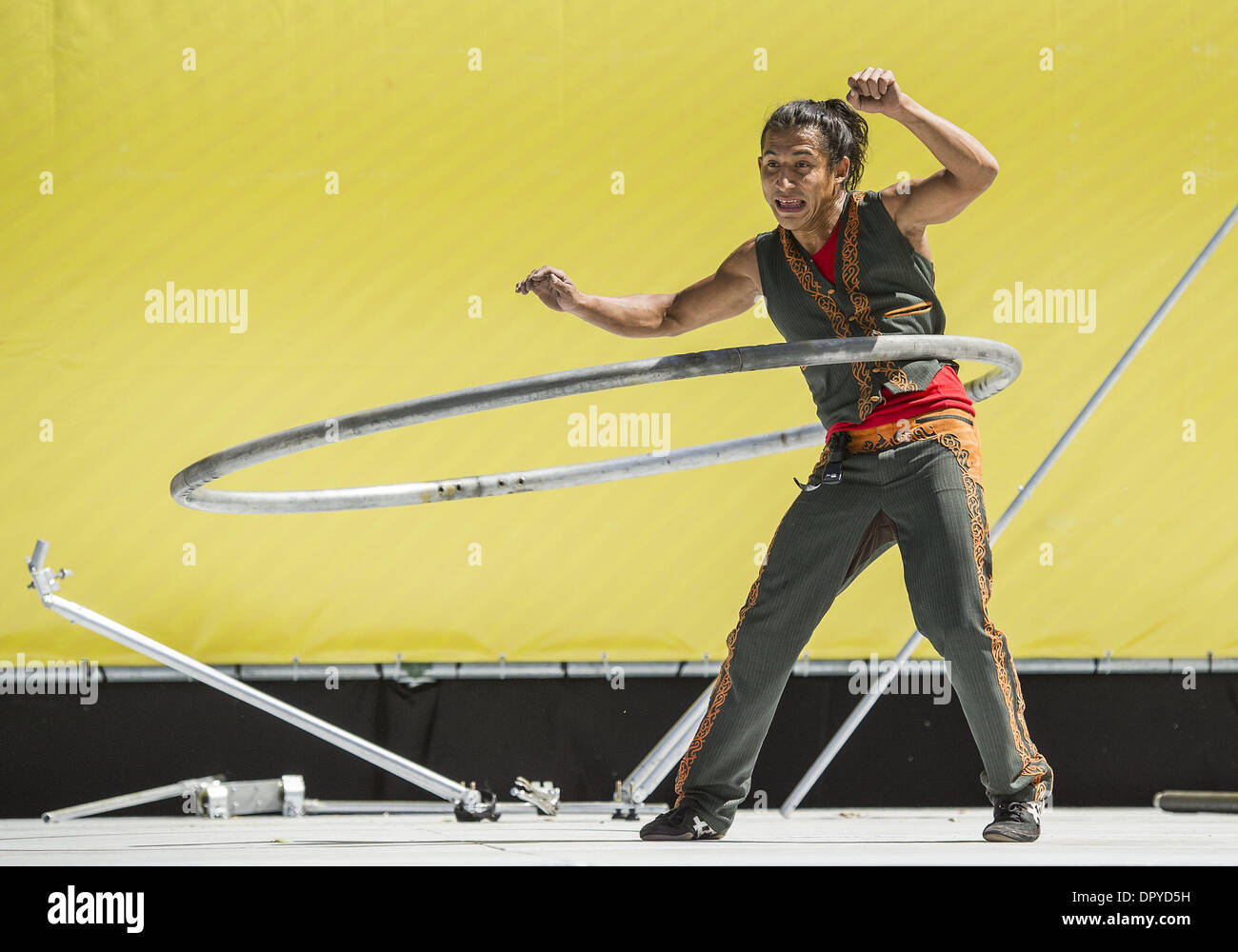 Cerceau Géant Banque d'image et photos - Alamy