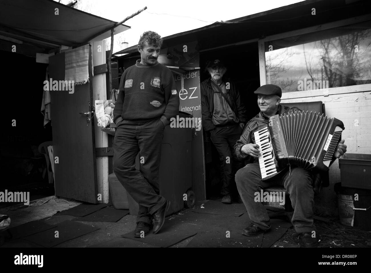 Camps roms Banque de photographies et d’images à haute résolution - Alamy
