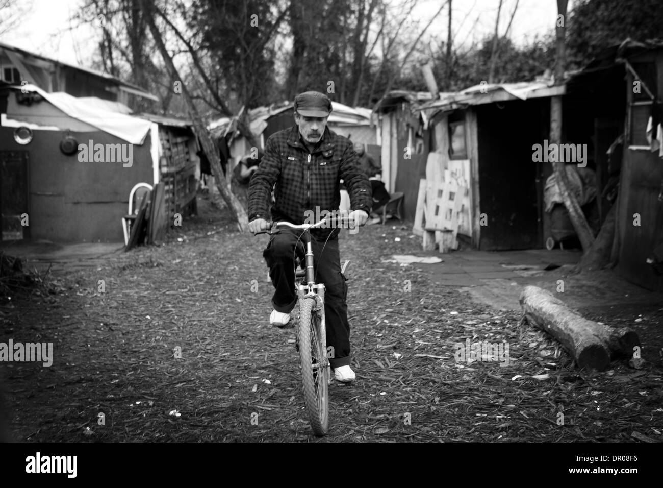 Camps roms Banque de photographies et d’images à haute résolution - Alamy