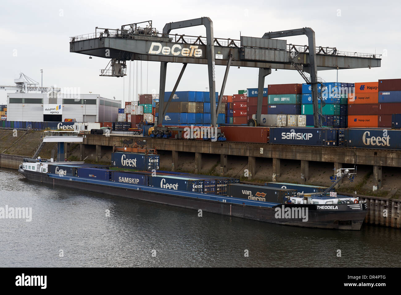 Porte conteneurs geest Banque de photographies et d’images à haute ...