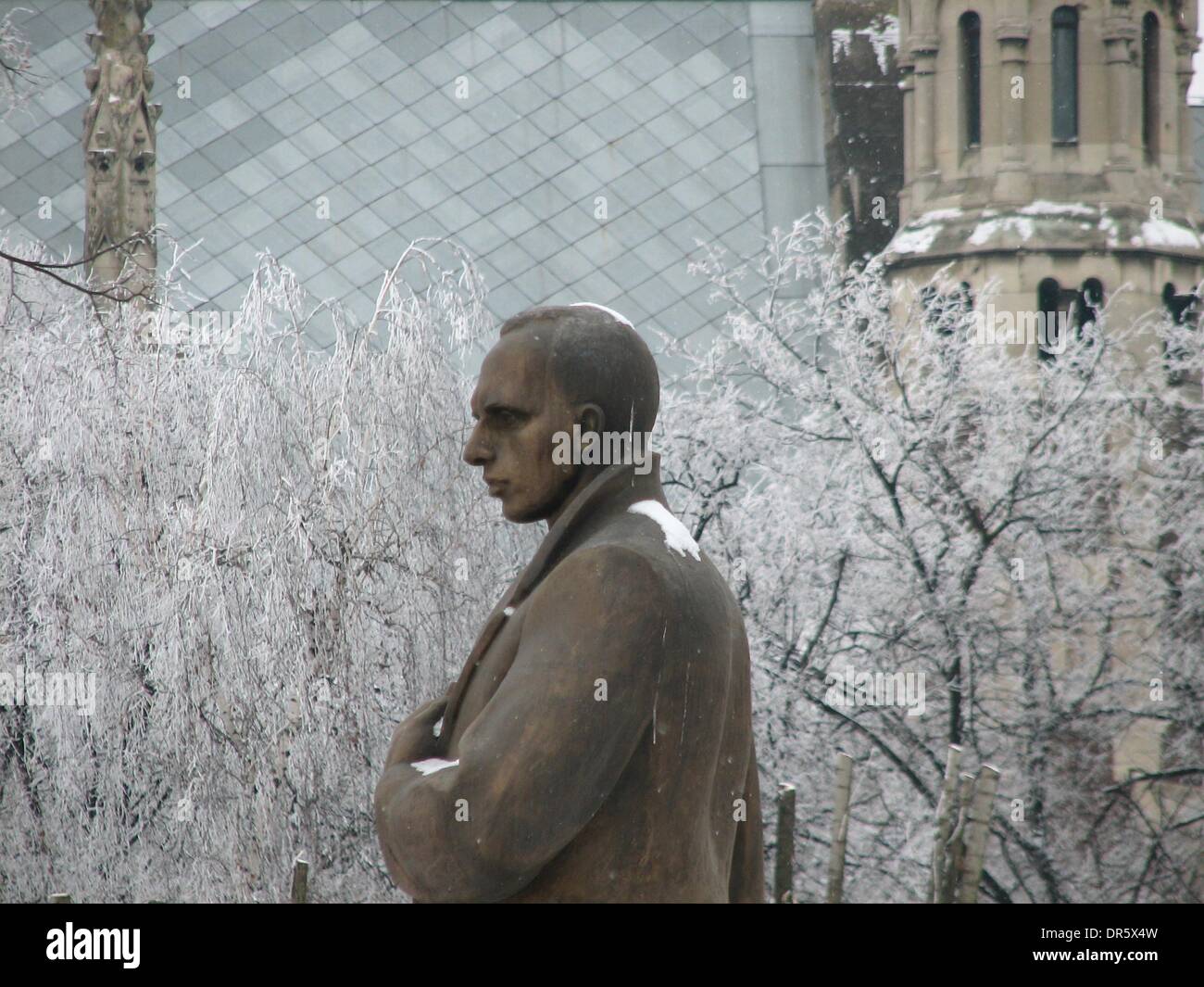 Monument of stepan bandera Banque de photographies et d’images à haute ...