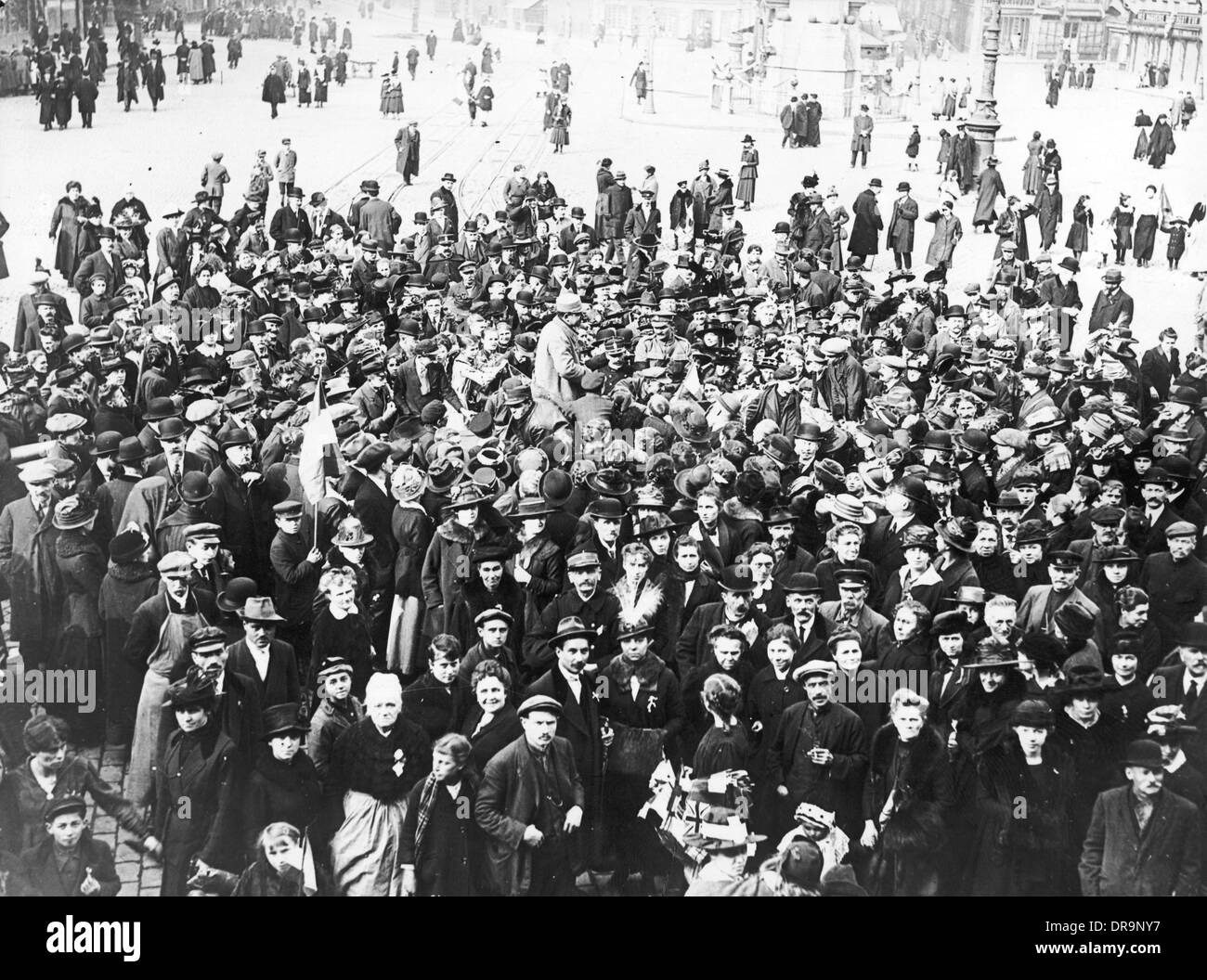 Les foules Banque de photographies et d’images à haute résolution - Alamy