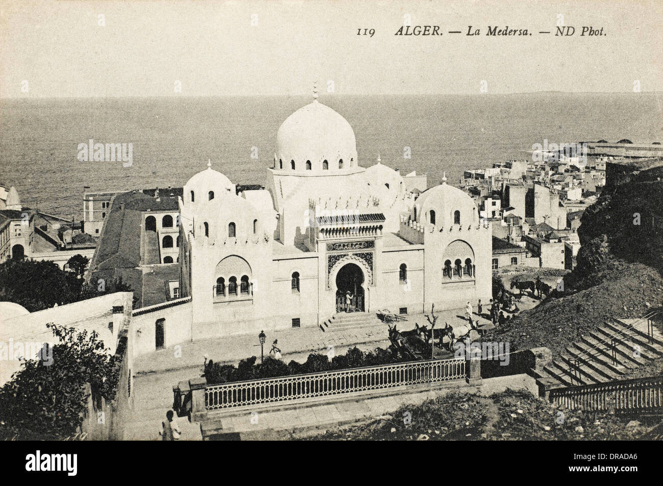 Algerian architecture islamique Banque de photographies et d’images à haute résolution - Alamy