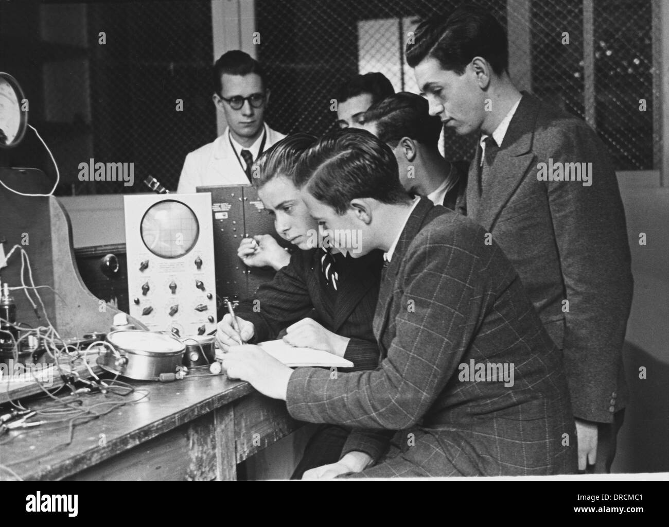 Wwii radio Banque de photographies et d’images à haute résolution - Alamy