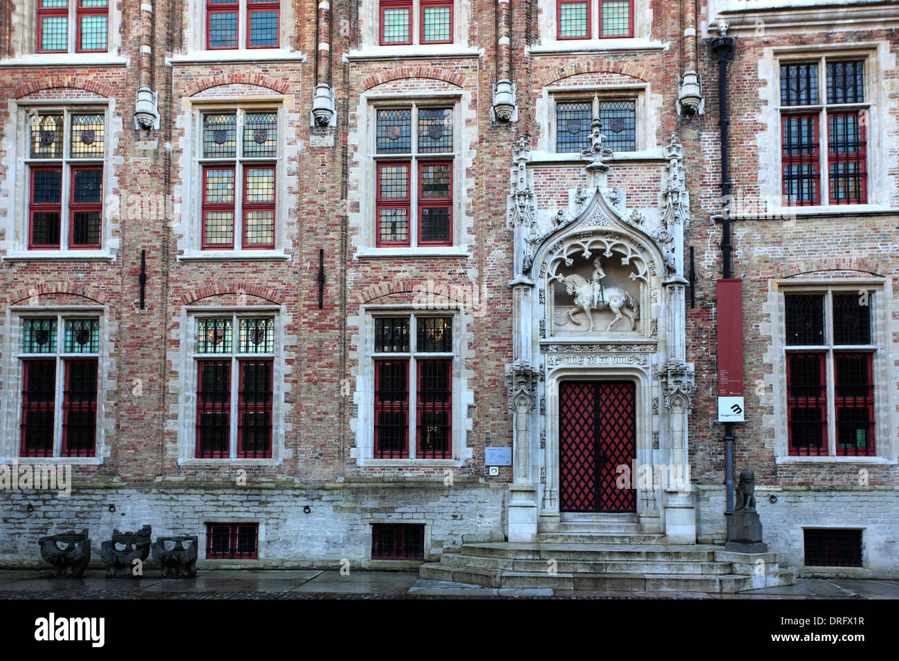 Le Musée archéologique de la ville de Brugge, Bruges, Flandre ...