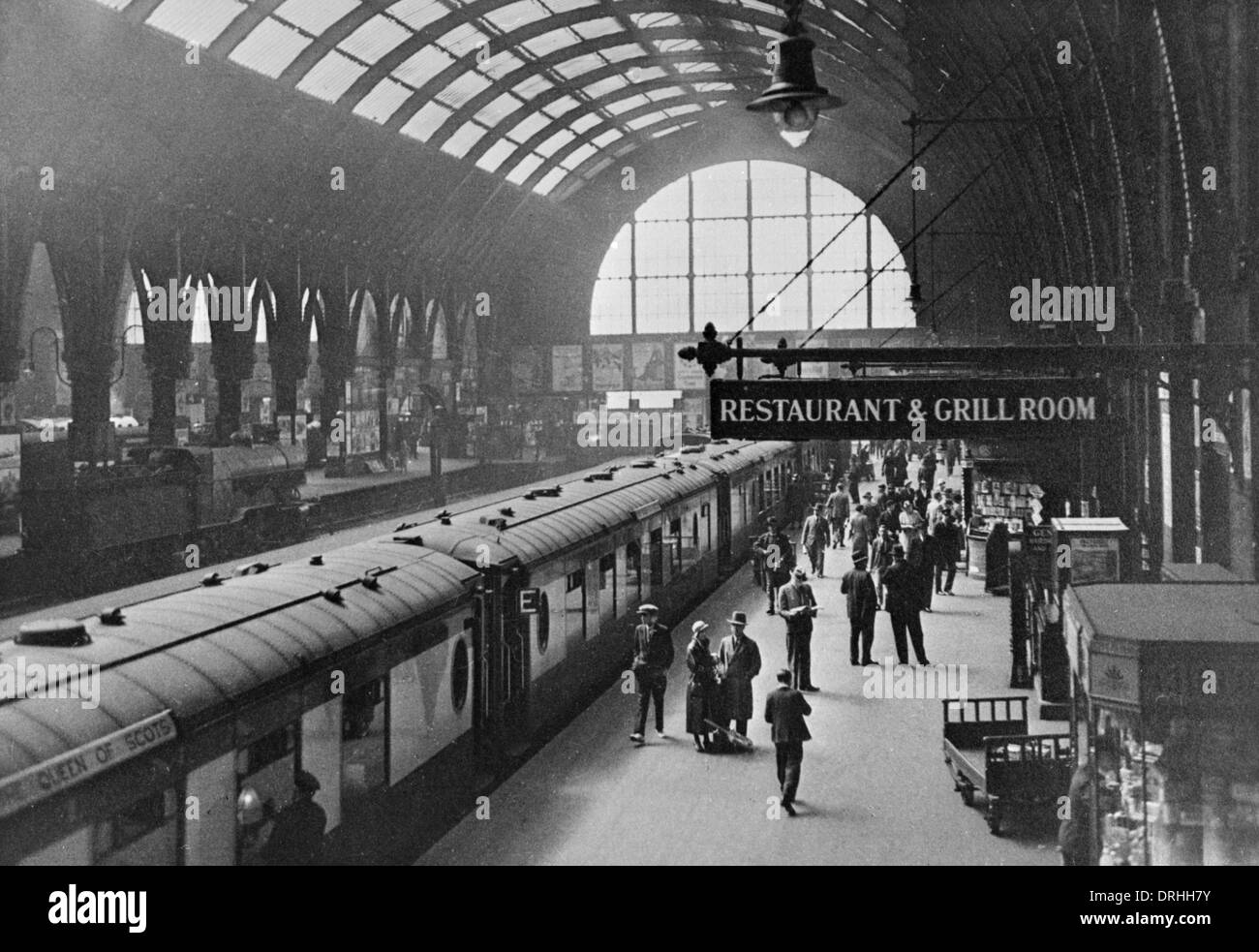 Pullman express Banque d'images noir et blanc - Alamy