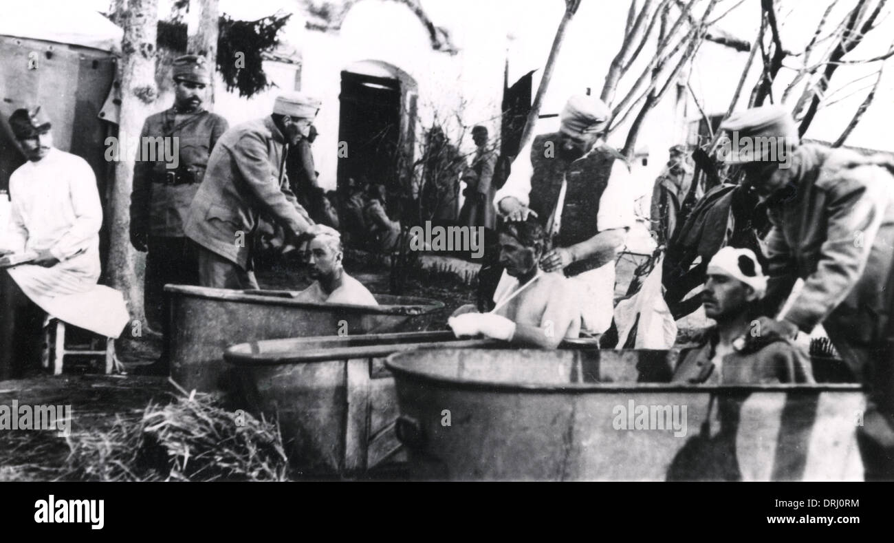 Bain de soldats Banque de photographies et d’images à haute résolution ...