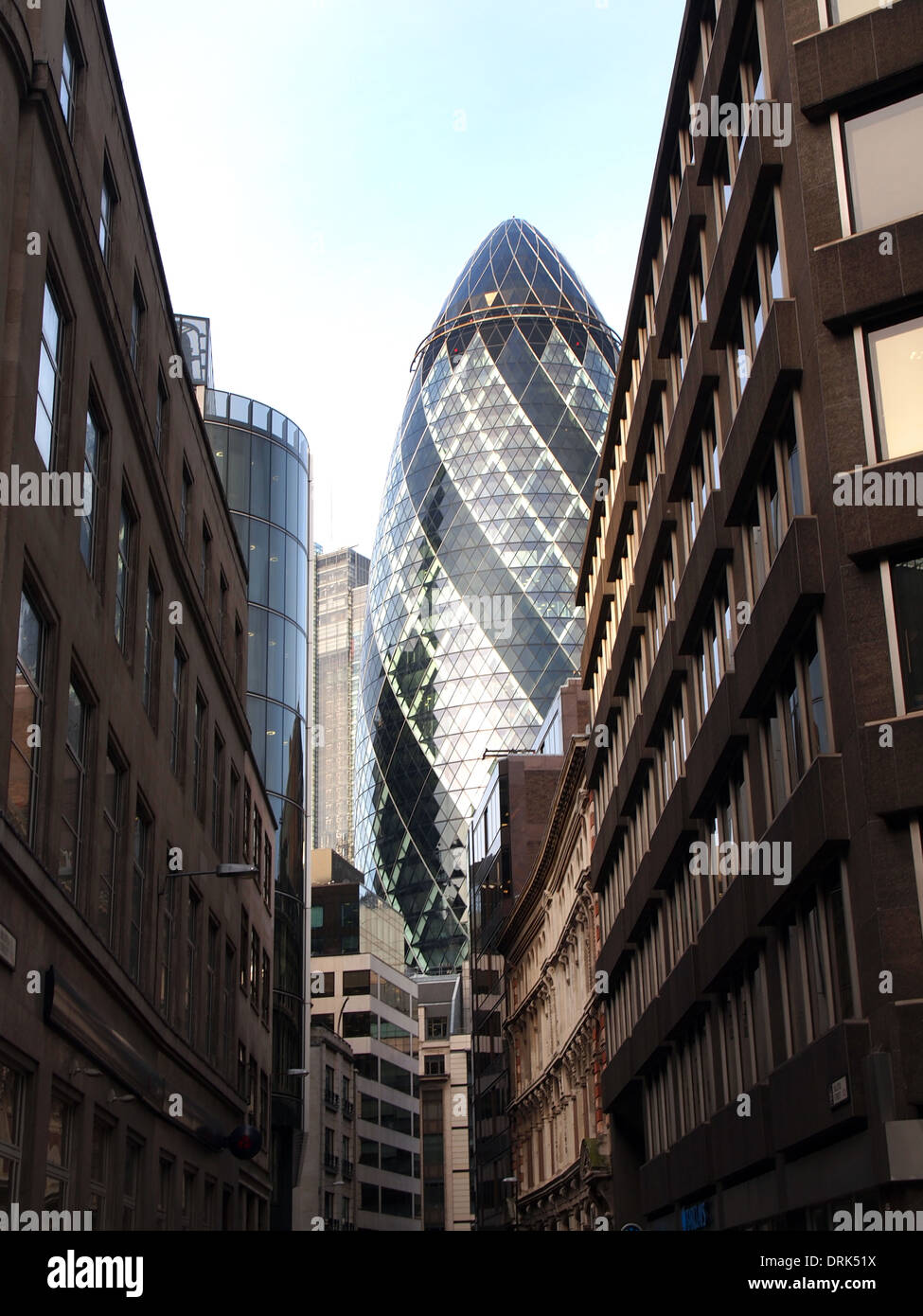 Gherkin tower Banque de photographies et d’images à haute résolution ...
