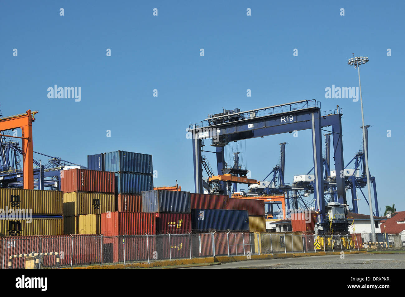 Panama ports Banque de photographies et d’images à haute résolution - Alamy