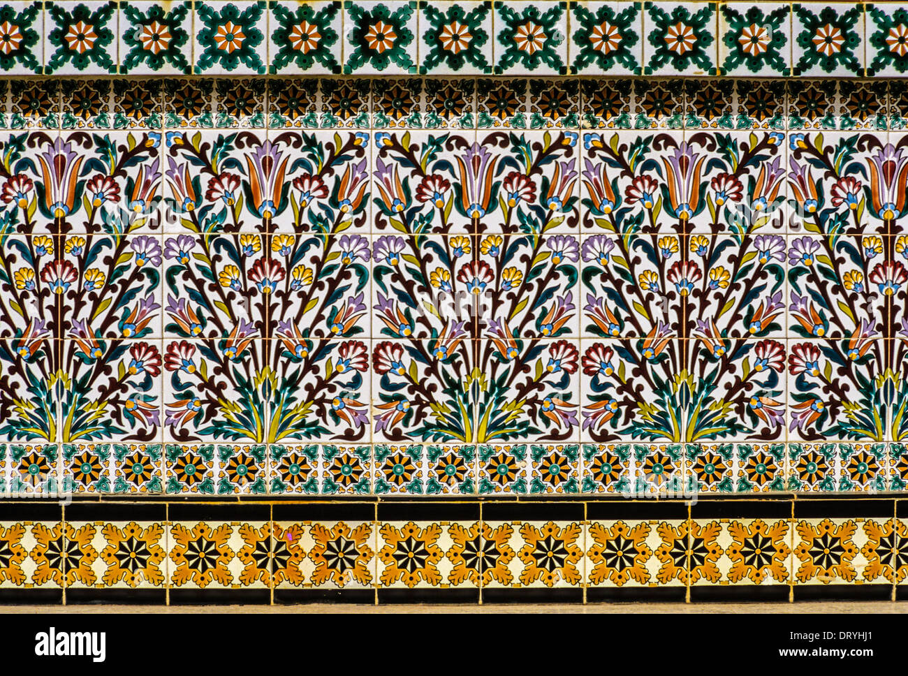 Tunisie céramique art carrelage floral islamic Banque de photographies ...