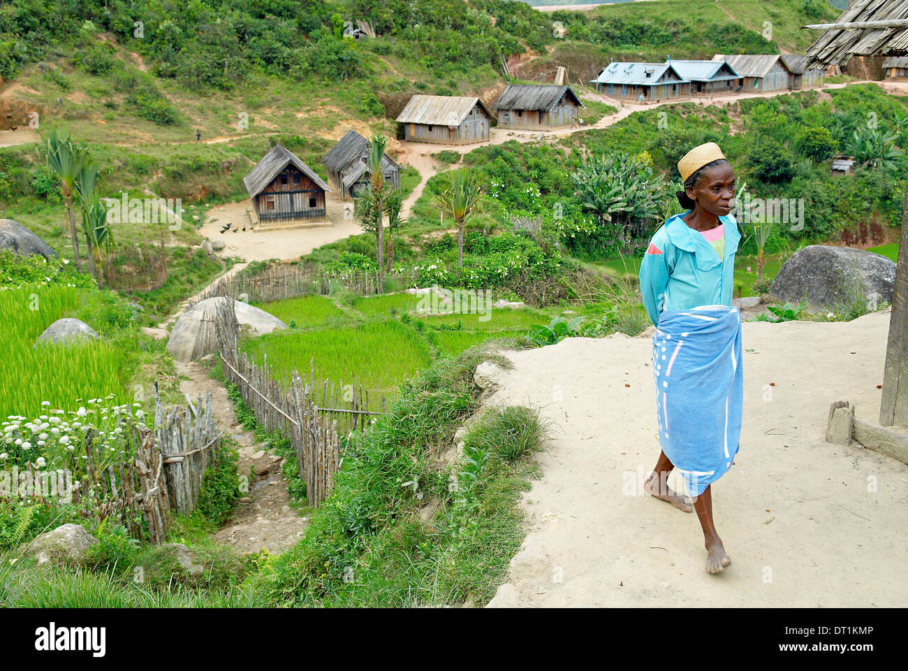 Zafimaniry woman Banque de photographies et d’images à haute résolution ...