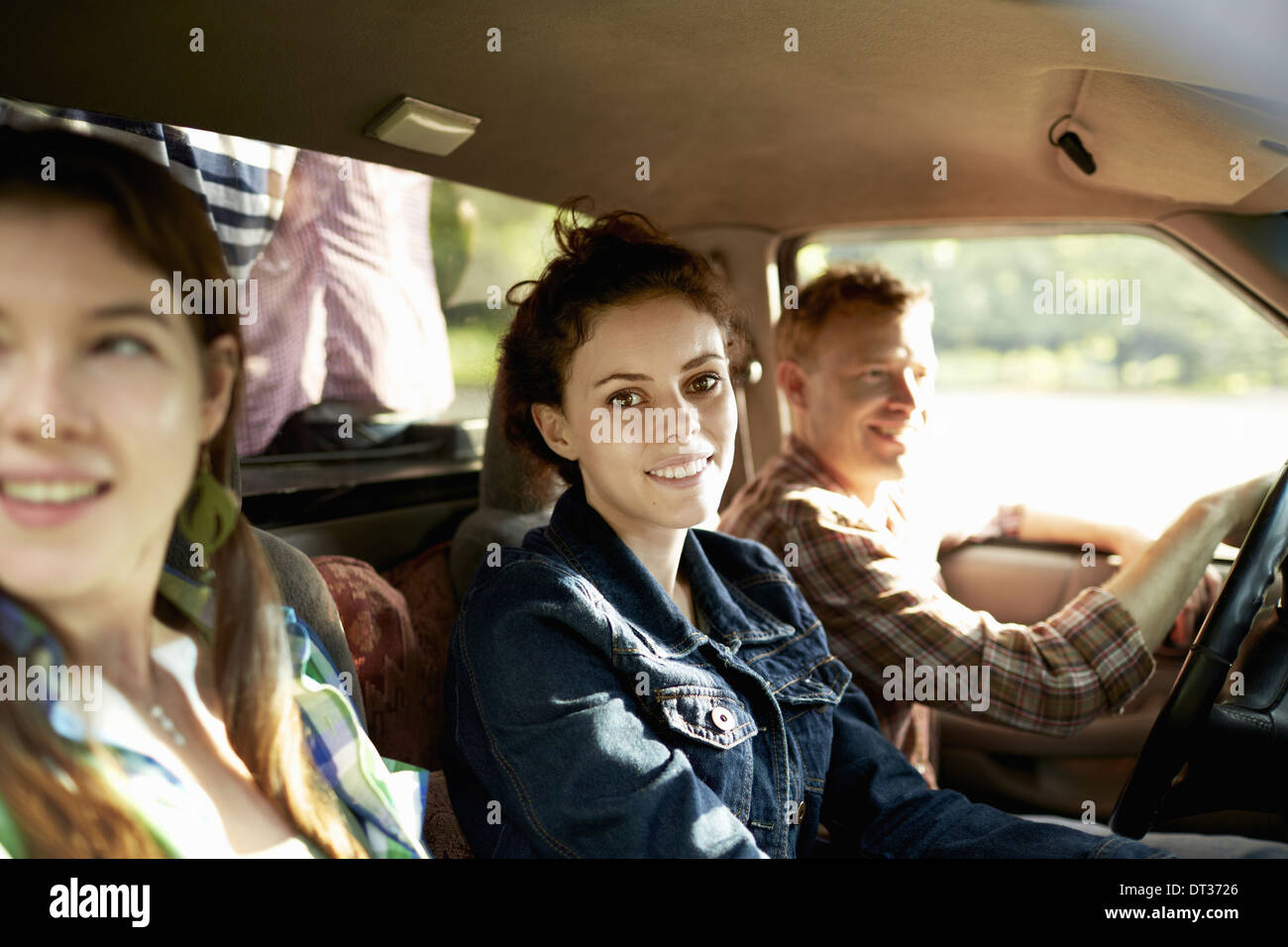 Passagers dans un vehicule Banque de photographies et d’images à haute ...