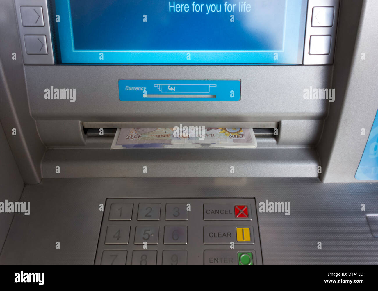 Guichet automatique bancaire en libre service Banque de photographies ...