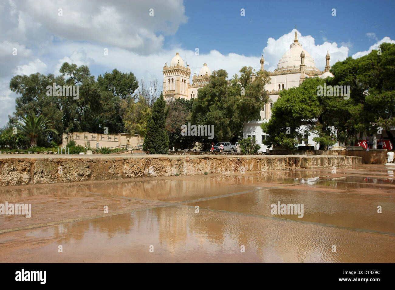 Cathédrale saint louis de carthage Banque de photographies et d’images ...