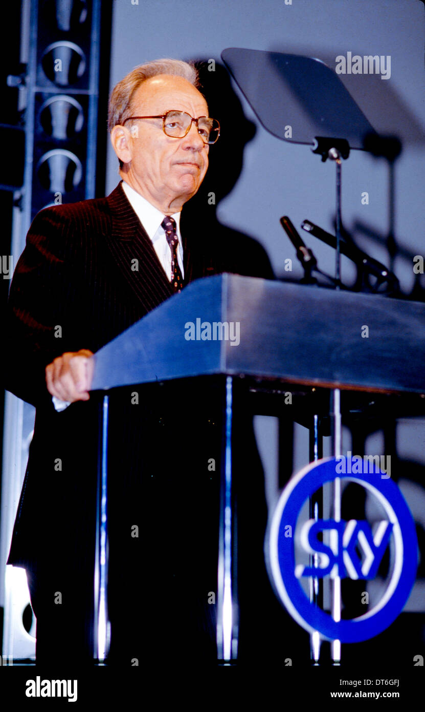 Les personnages simpsons Banque de photographies et d’images à haute ...